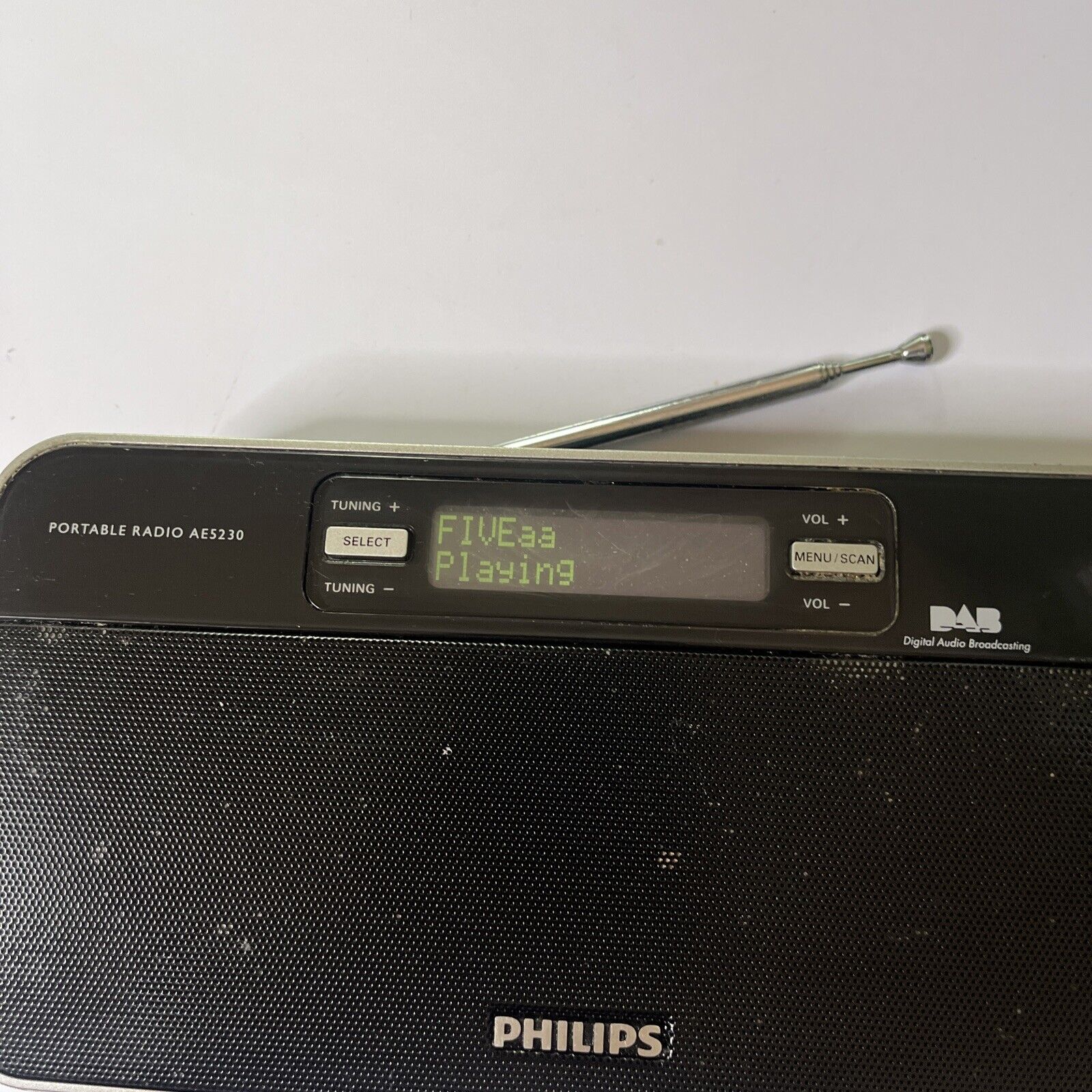 Philips Portable DAB+ Digital Radio FM AE5230 – Retro Unit