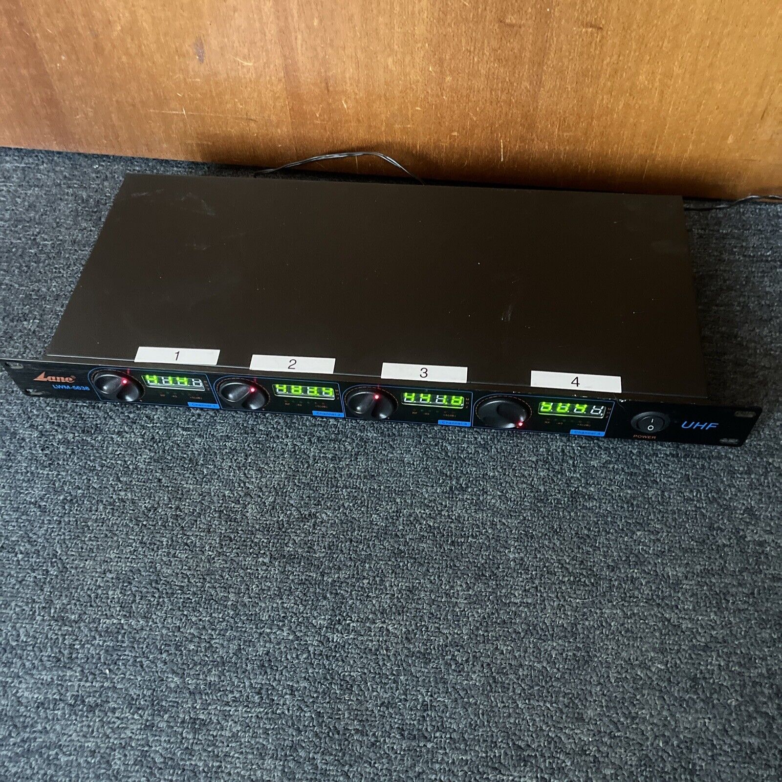 Lane LWM-5638 UHF Wireless Microphone System *No Microphones* – Retro Unit