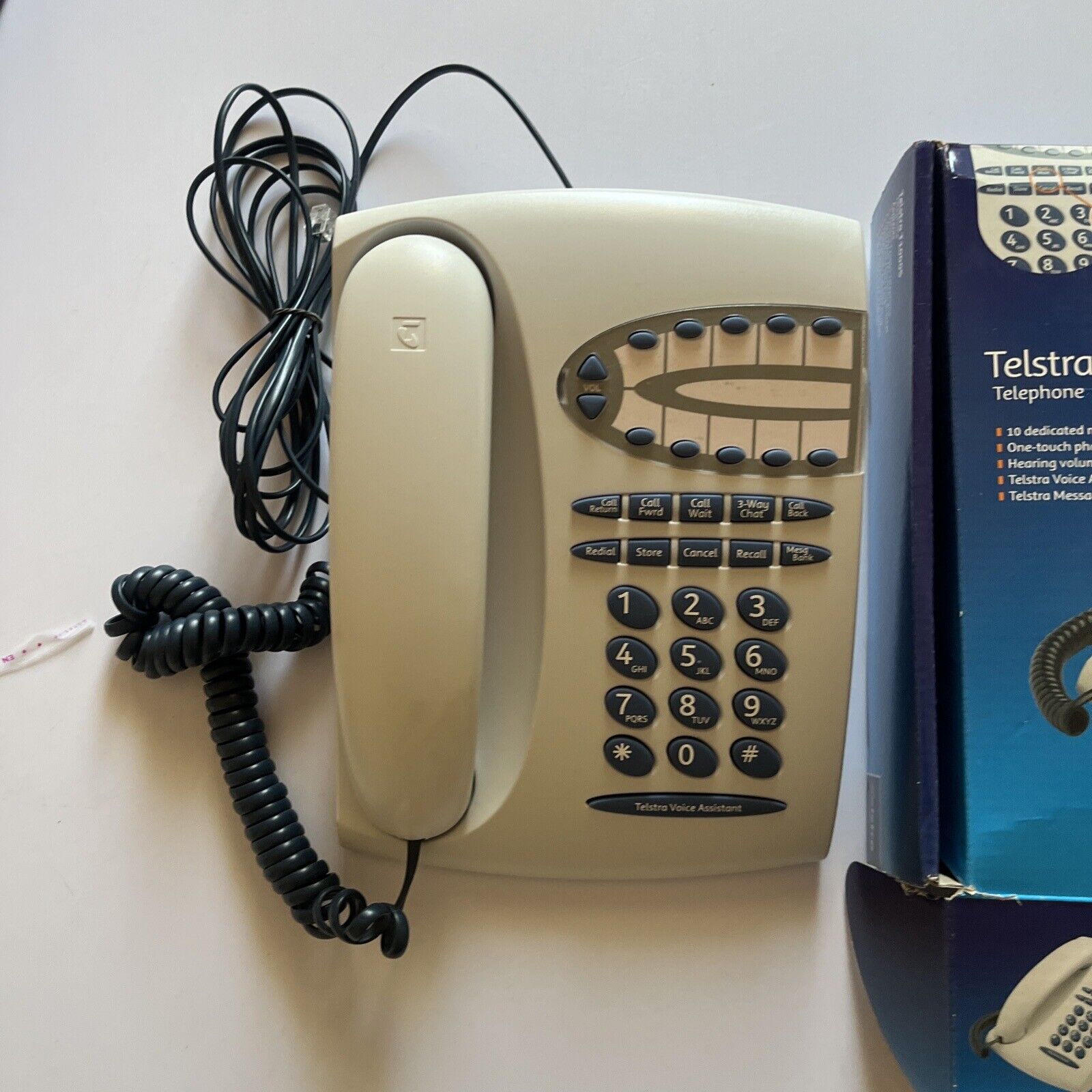 Telstra T1000S Corded Phone With Wall Mount Bracket Telephone NBN Comp ...
