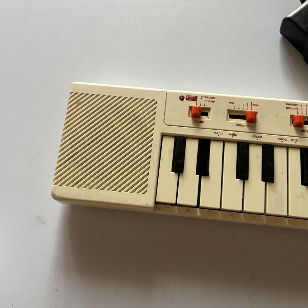 Casio PT-10 Portable Electronic Keyboard *For Parts Or Repair* – Retro Unit