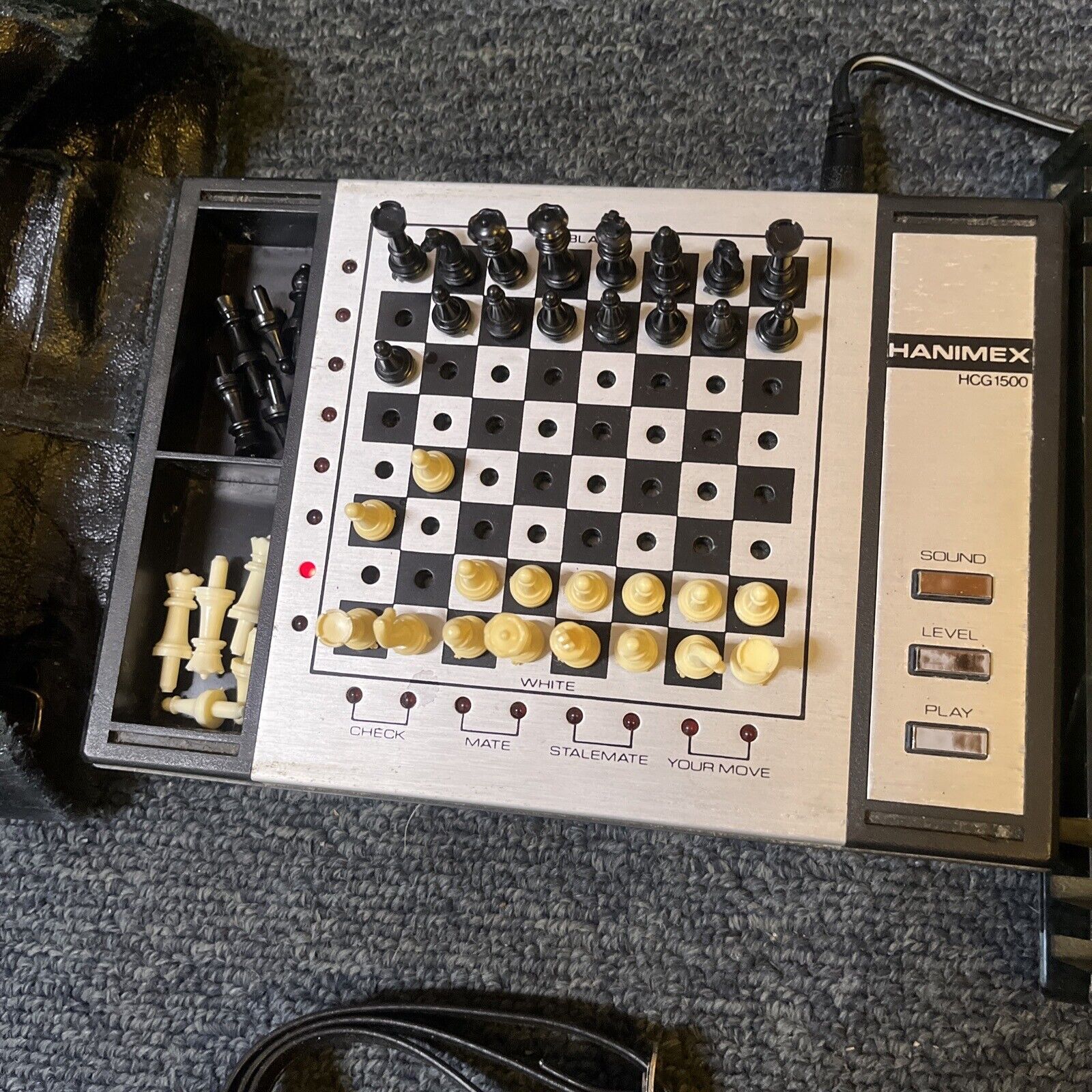 Hanimex HCG 1500 Computer Electronic Chess Board Game Complete – Retro Unit