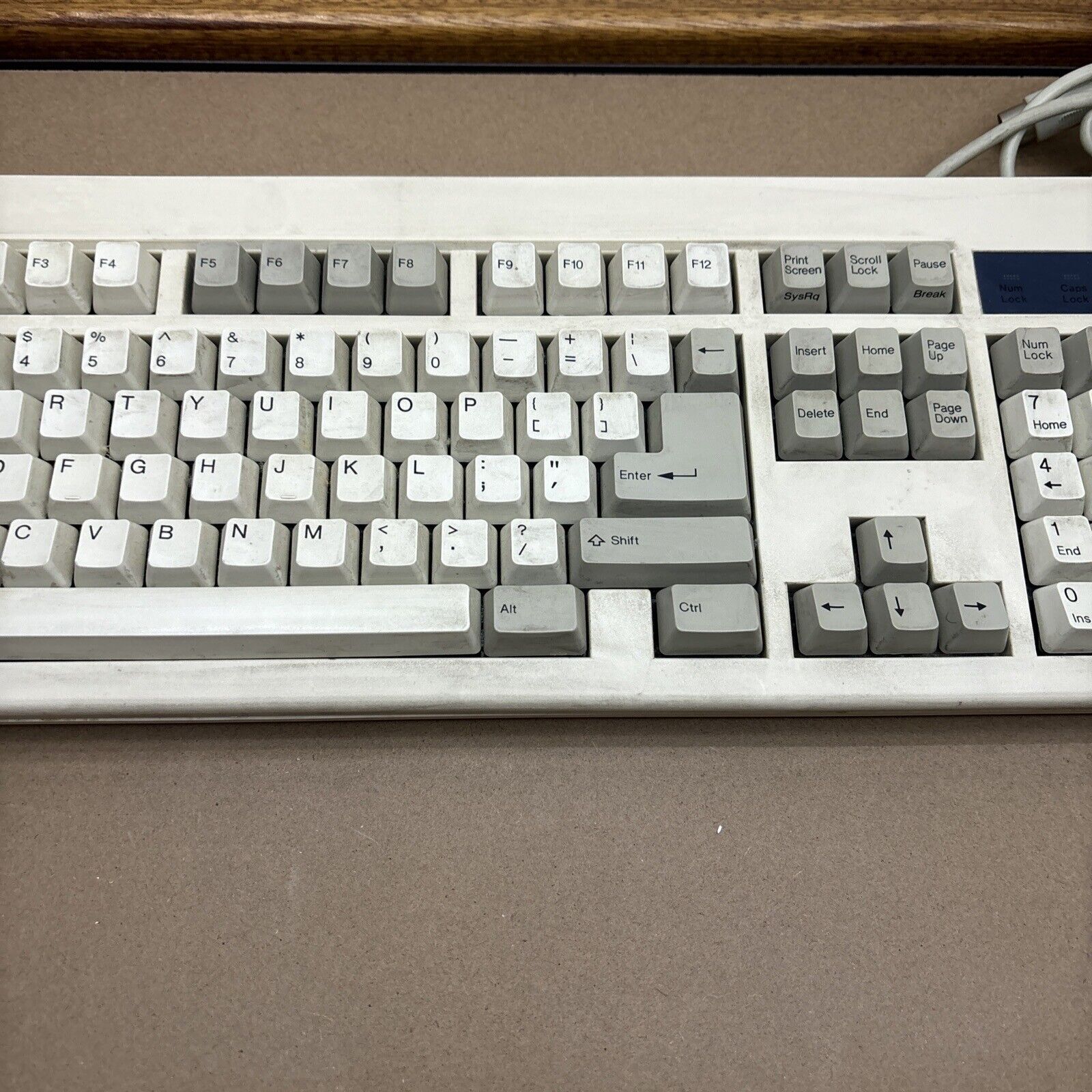 Vintage 901 Keyboard 5-Pin DIN – Retro Unit