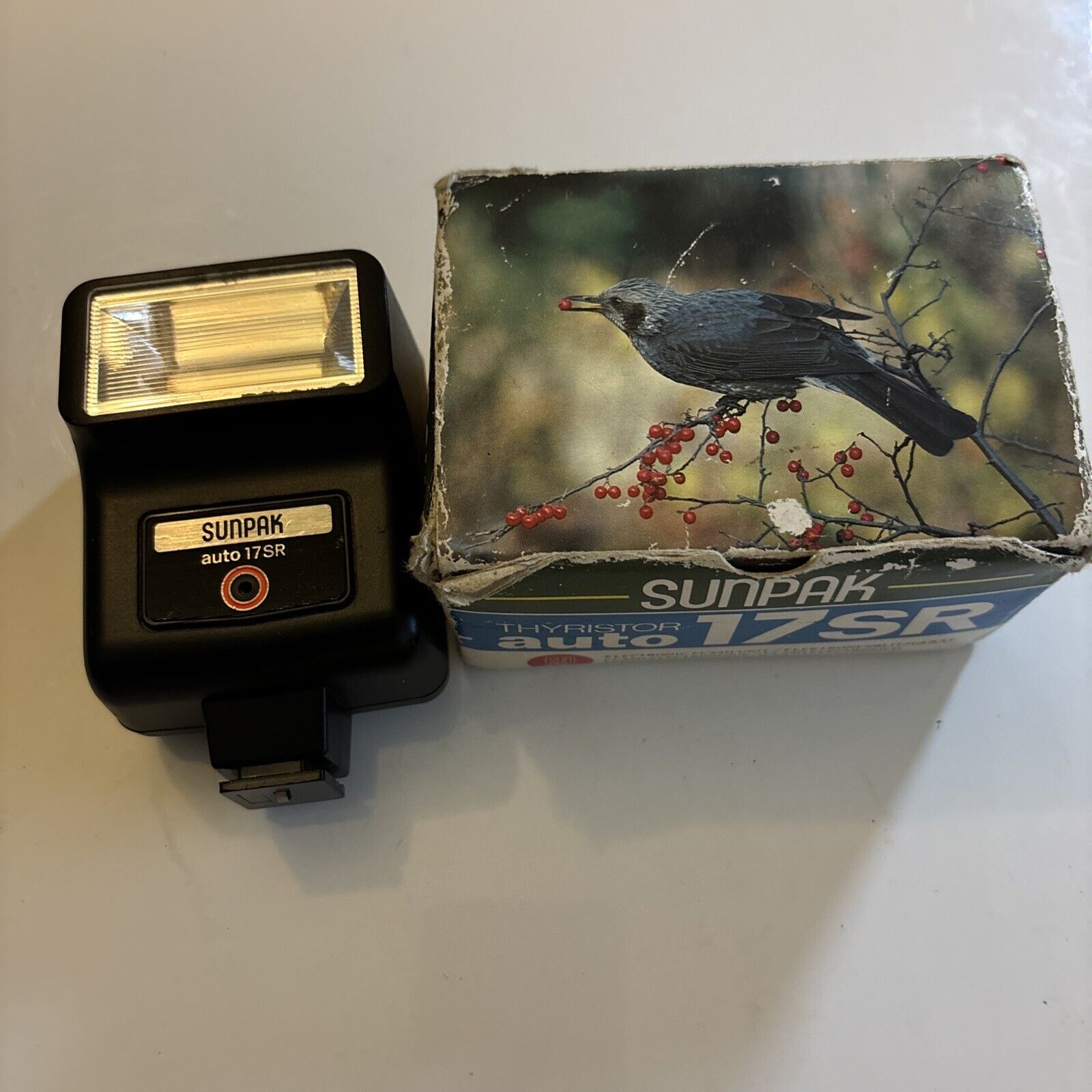 Sunpak Auto 17SR Camera Flash Shoe Mount Made In Japan – Retro Unit