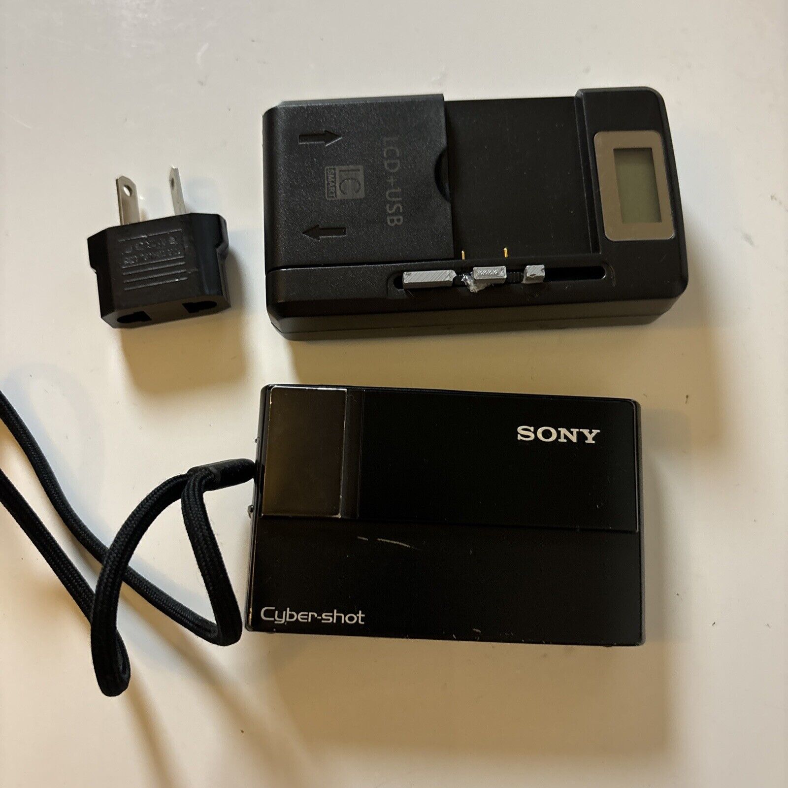 Sony Cyber-Shot DSC-T10 Digital Camera 7.2MP CCD Sensor – Retro Unit