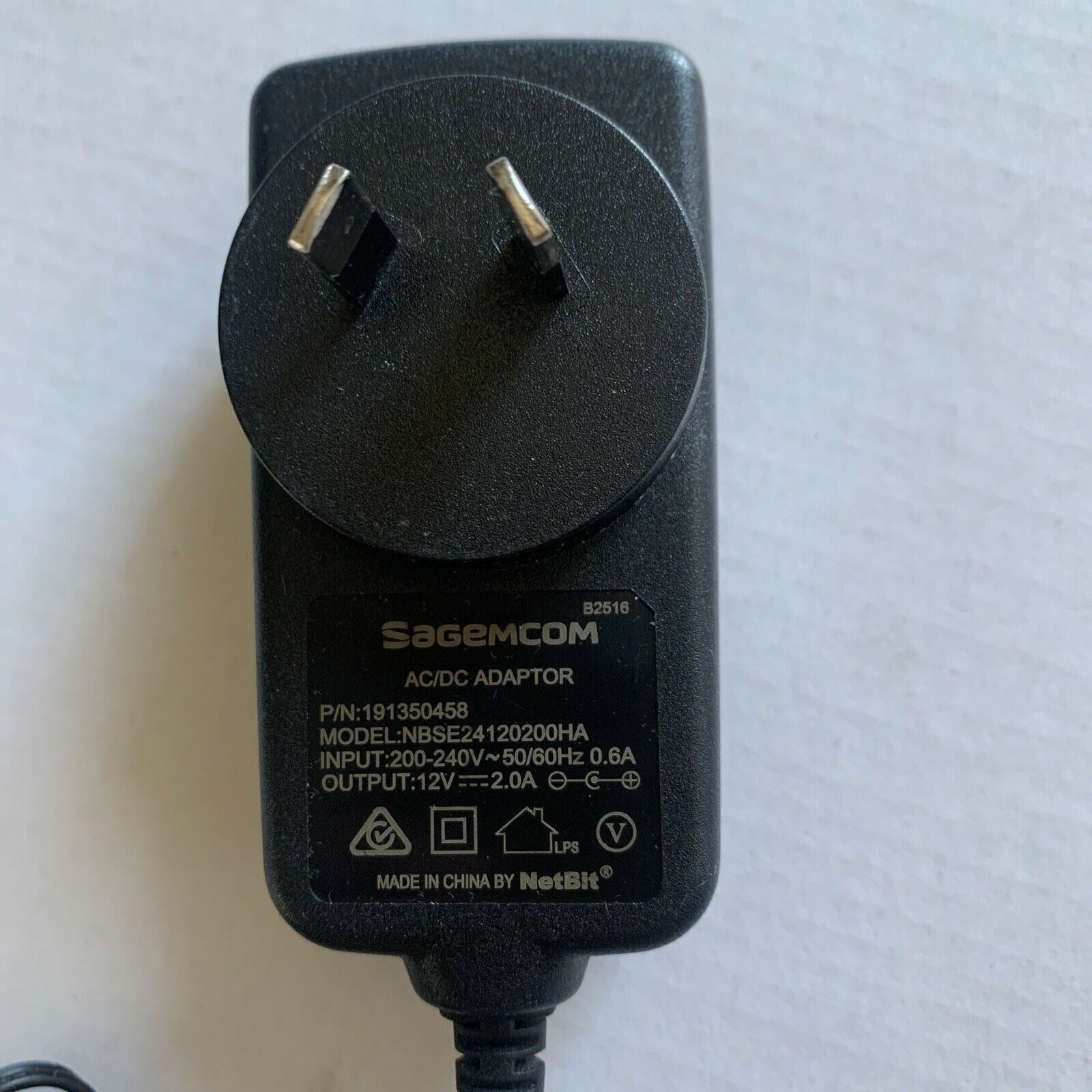 Sagemcom NBSE24120200HA AC/DC Adaptor 12V 2A Power Supply – Retro Unit