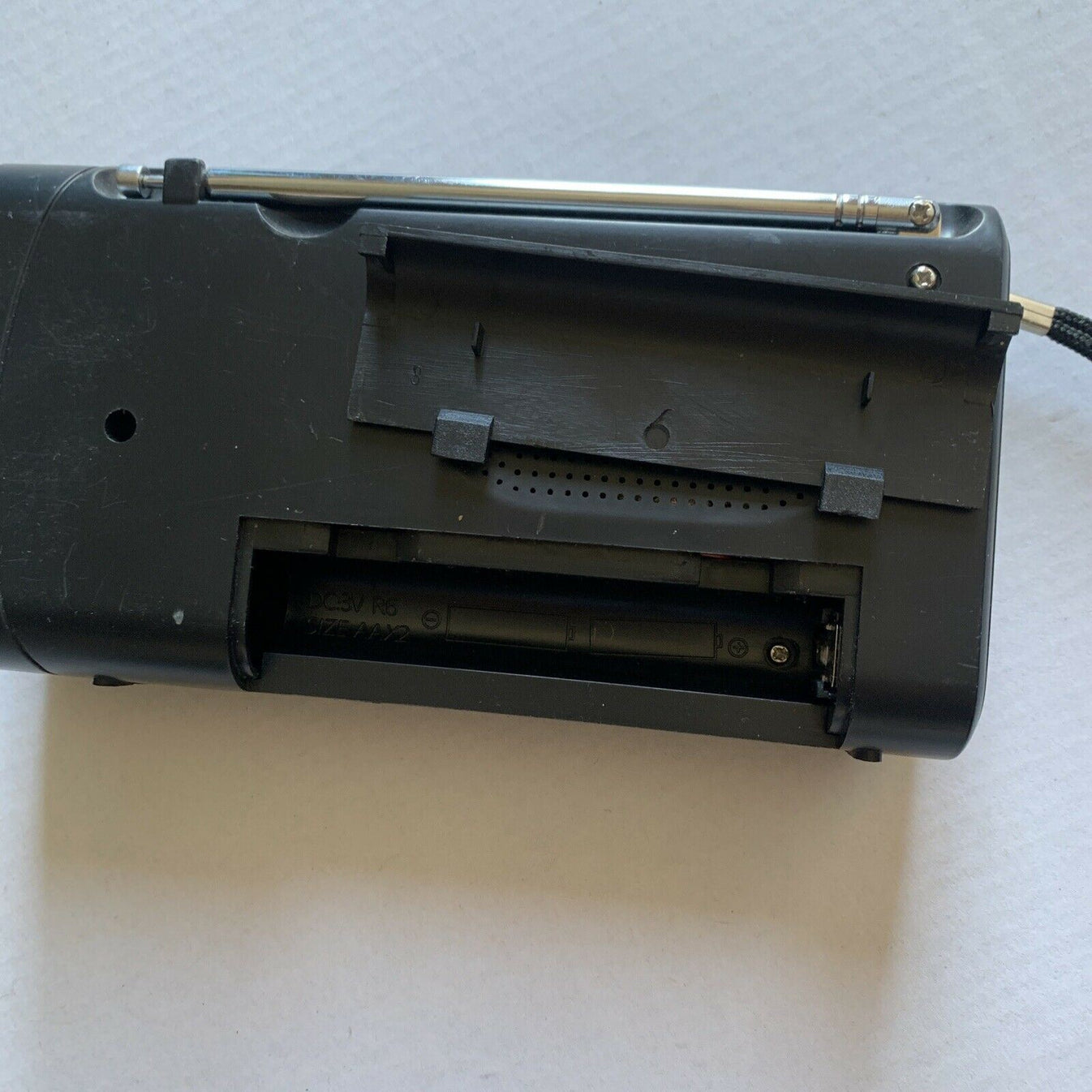 Precision PS-303 FM/AM Portable Radio – Retro Unit