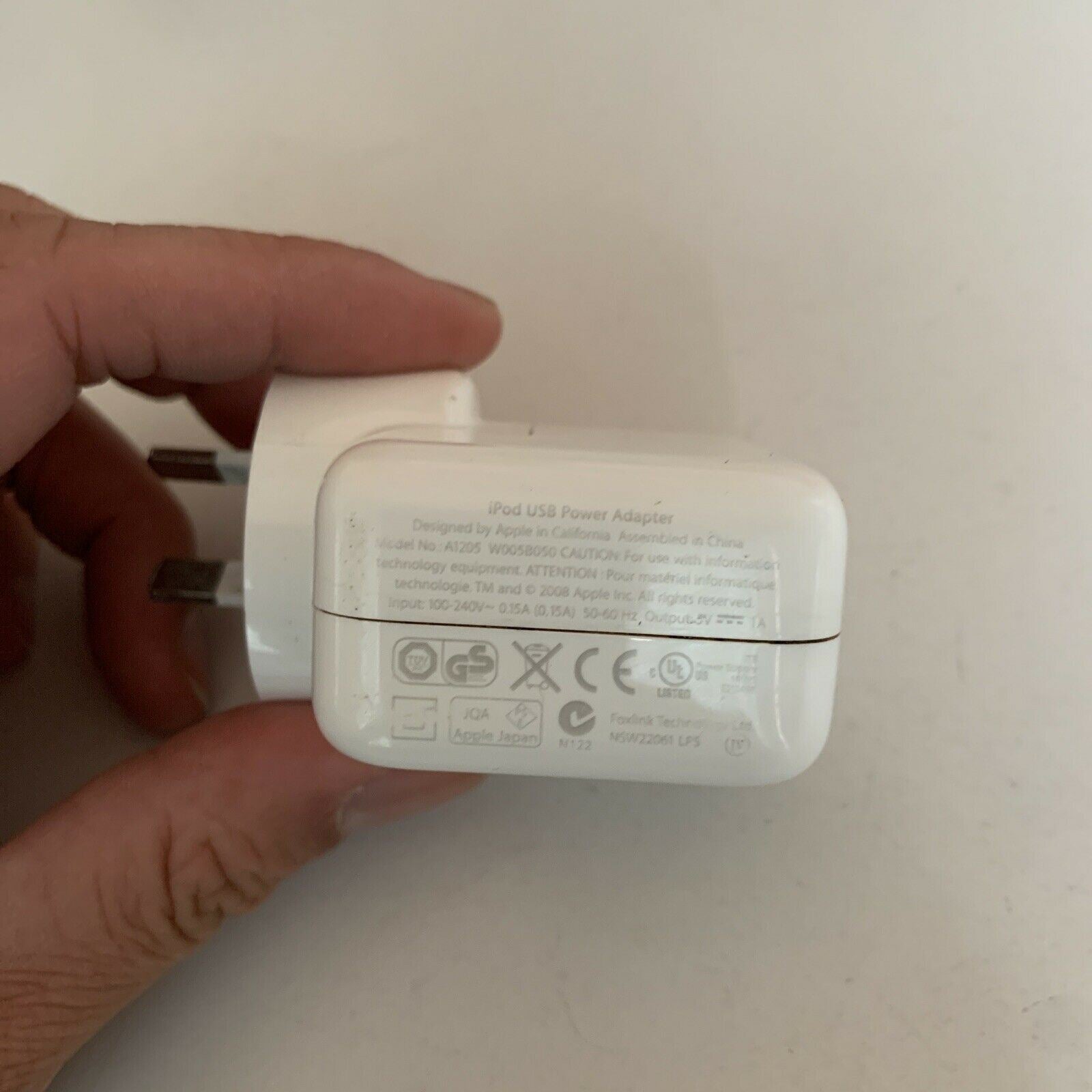 Genuine Apple iPod USB Power Supply A1205 – Retro Unit