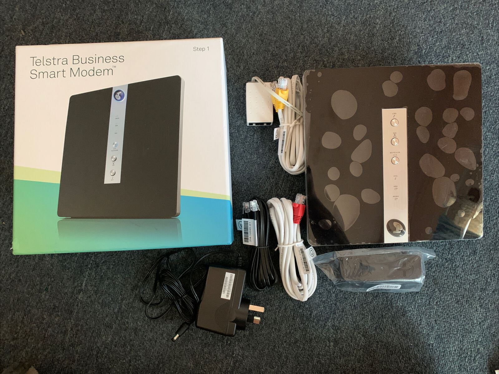 TELSTRA NETGEAR V7610-1TLAUS Gateway Pro Business Smart Modem Wi-Fi AD ...