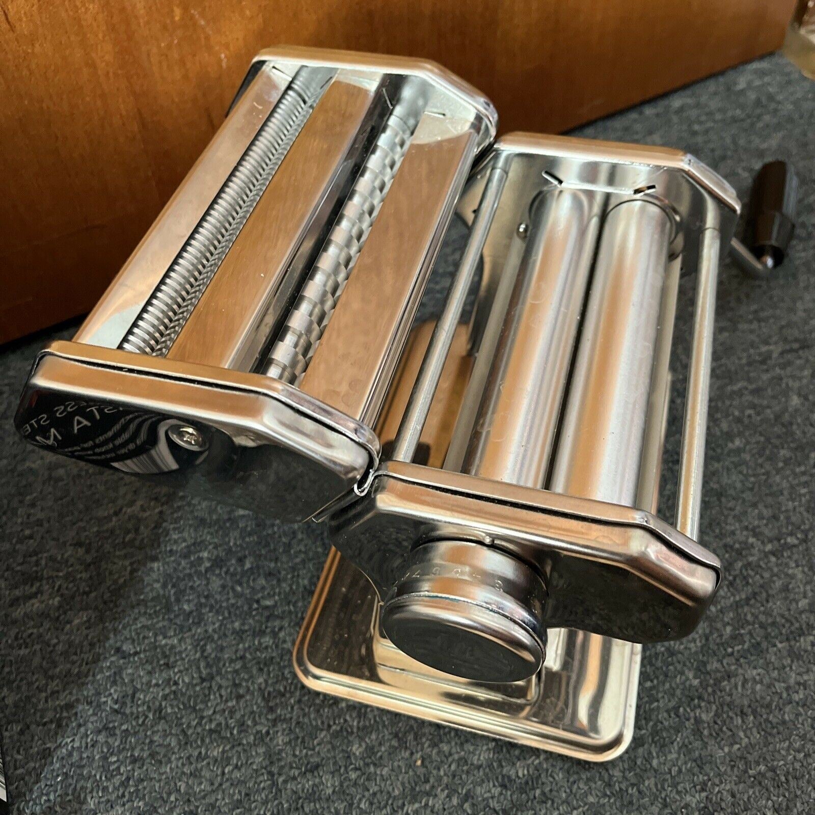 Crofton Stainless Steel Pasta Machine – Retro Unit