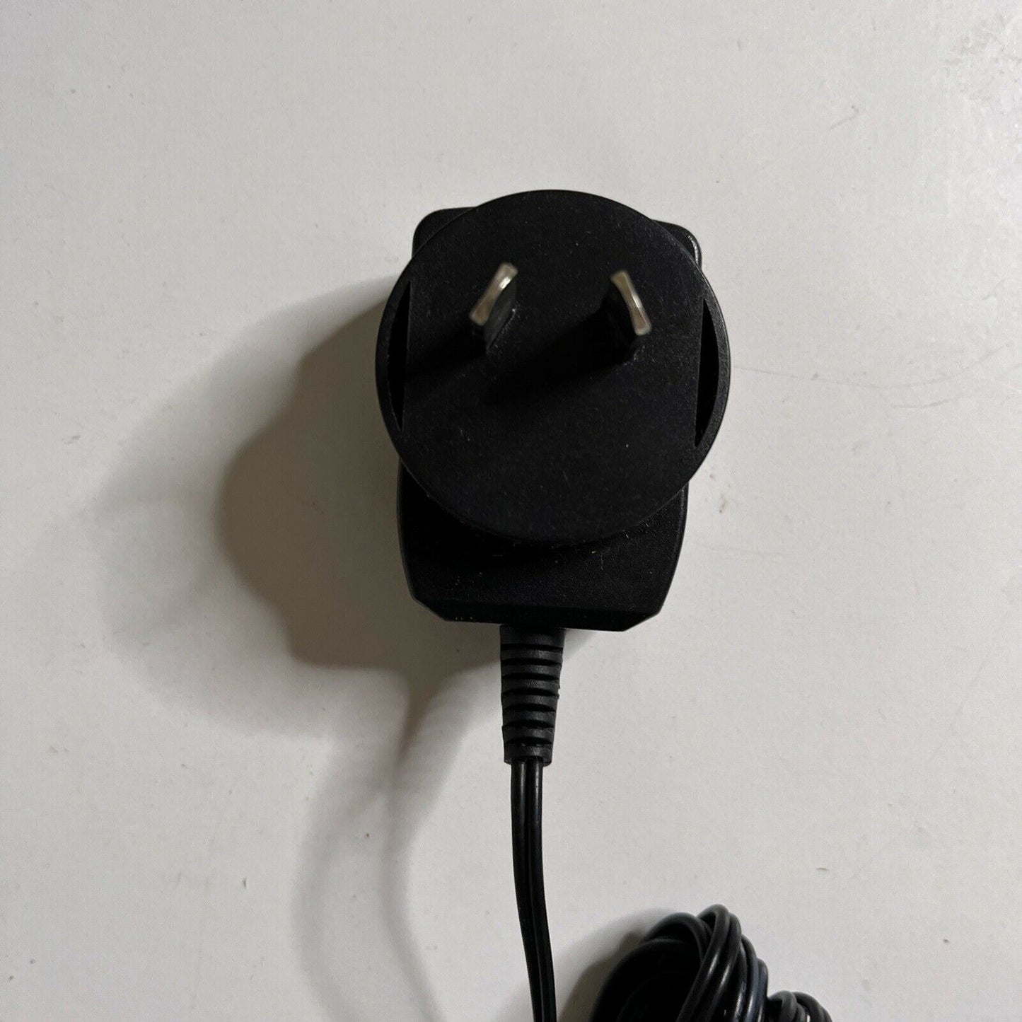 Sure Power SW-030100AU 3v 1000mA AC adapter – Retro Unit