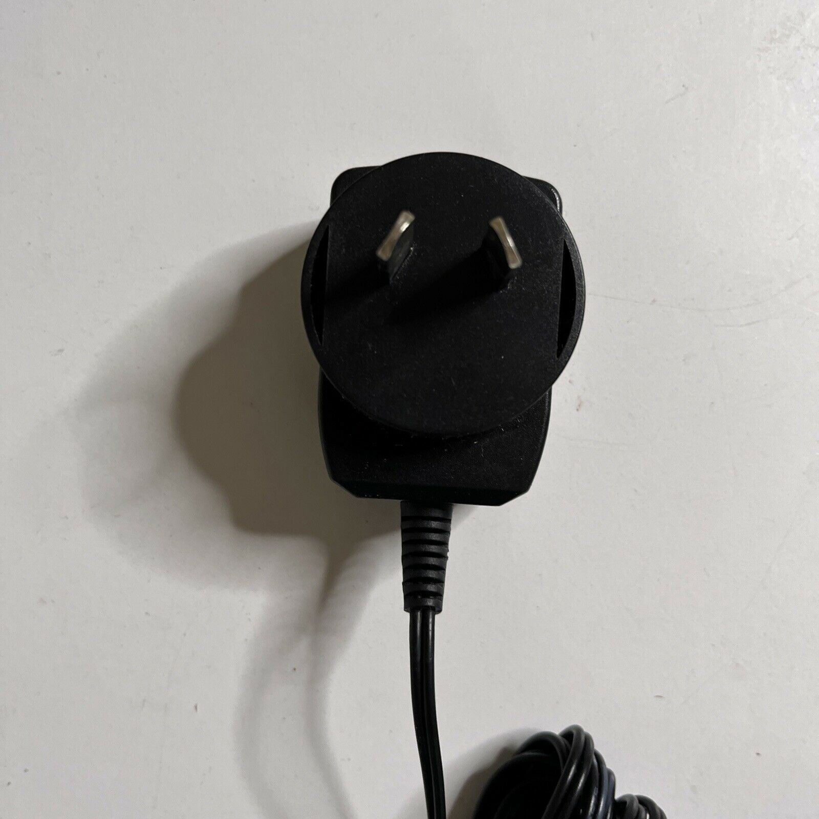 Sure Power SW-030100AU 3v 1000mA AC adapter – Retro Unit