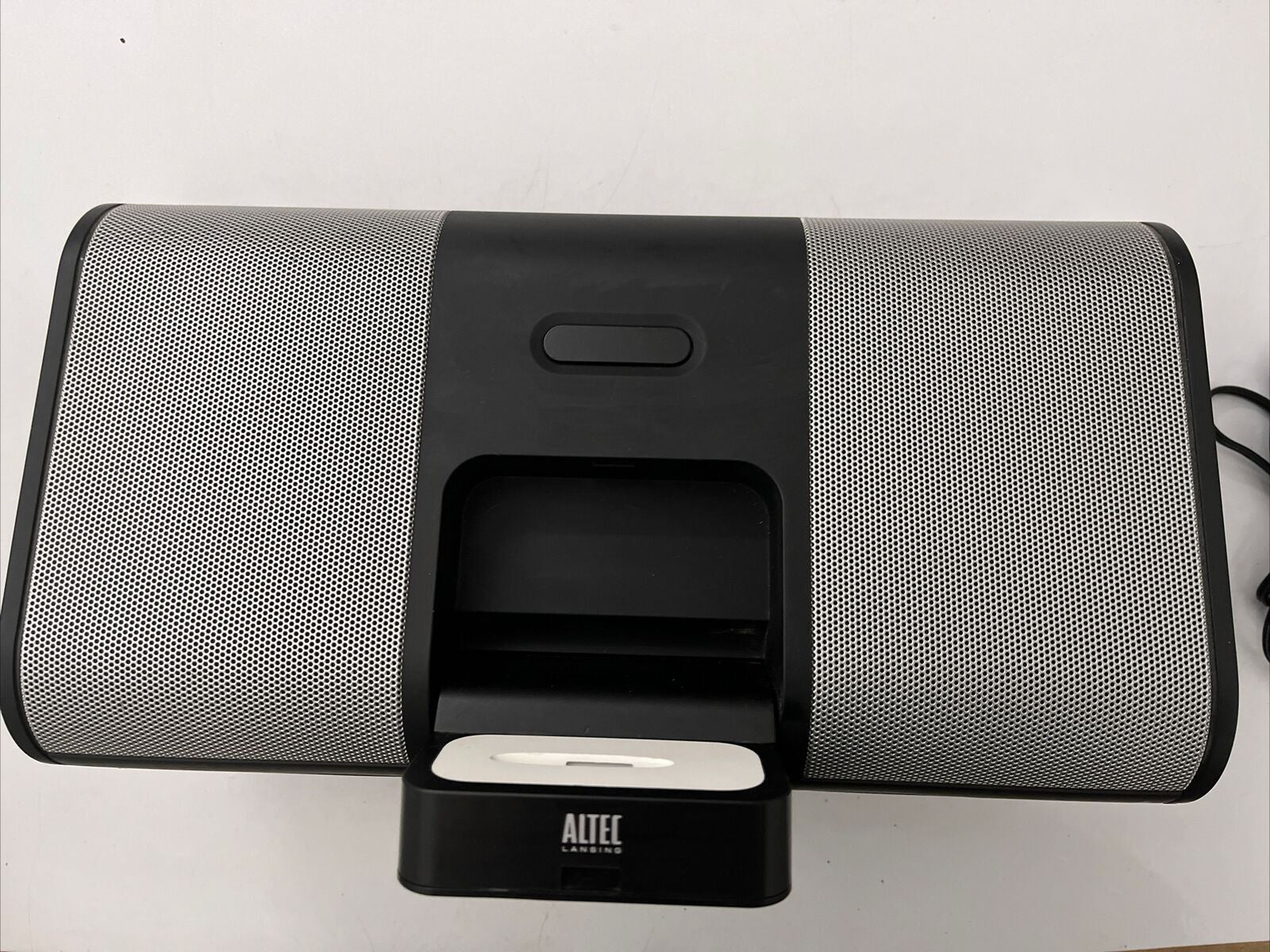 Altec Lansing iM310 Portable Speaker - Compact iPod Dock – Retro Unit