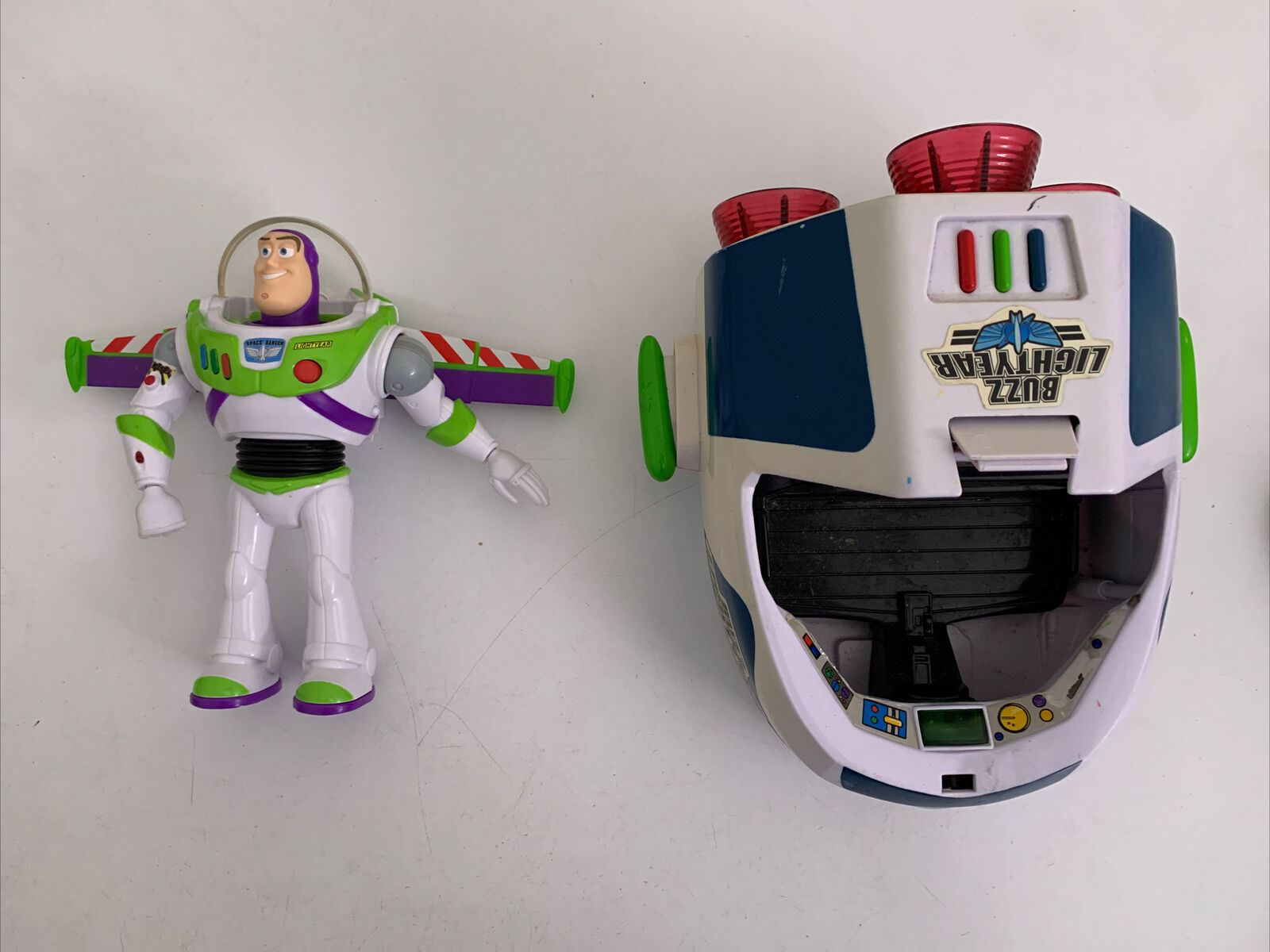 Disney Buzz Lightyear 2018 Mattel Moving Arms & Legs Talking Karate Ch ...