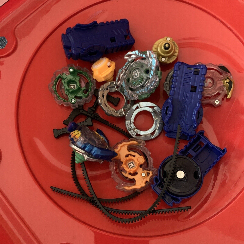 Beyblade Burst Chaos Core Arena BeyStadium + 4 Beyblade Burst – Retro Unit
