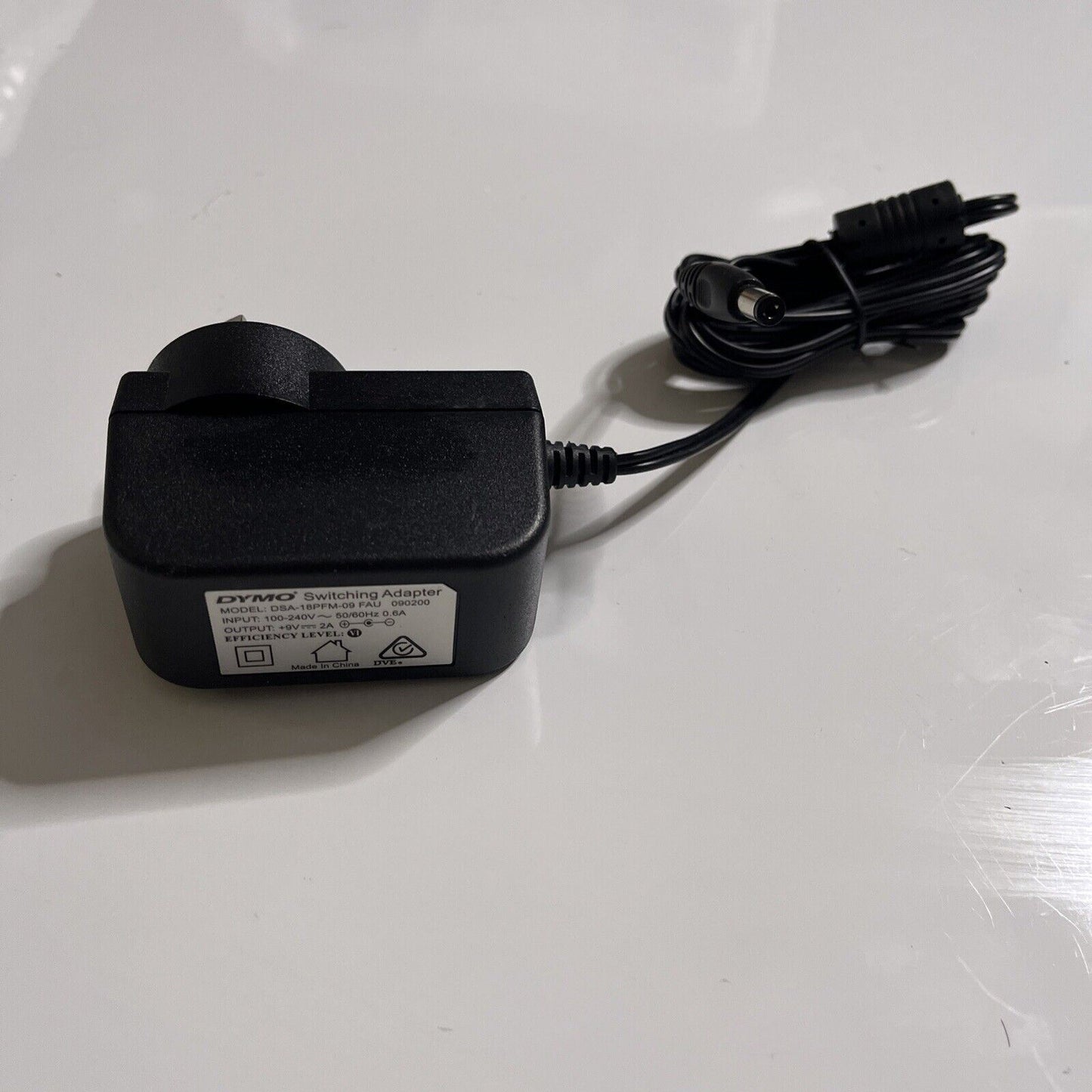 Dymo Switching Adapter DSA-18PFM-09 FAUb Power Supply 9V 2A – Retro Unit
