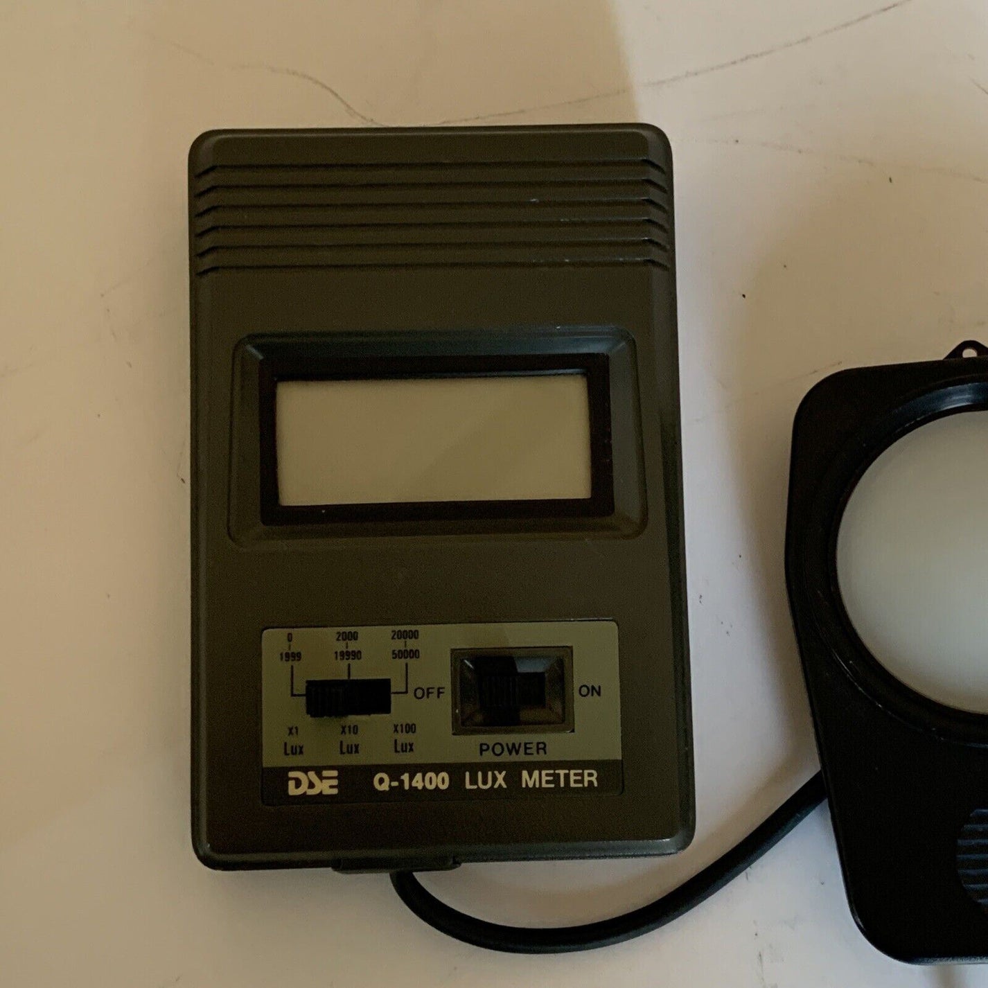DSE Q-1400 Lux Meter Measure Light Intensity – Retro Unit