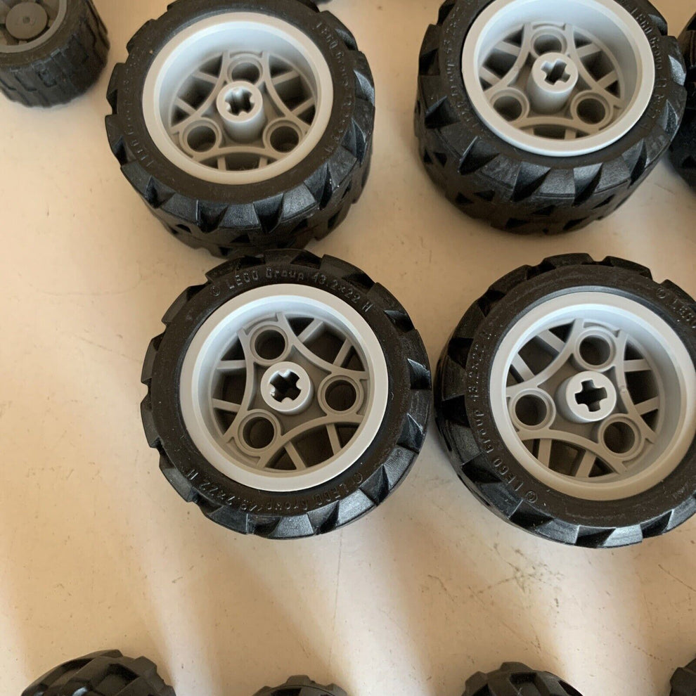 43x Lego Mindstorms Wheels Tires parts – Retro Unit