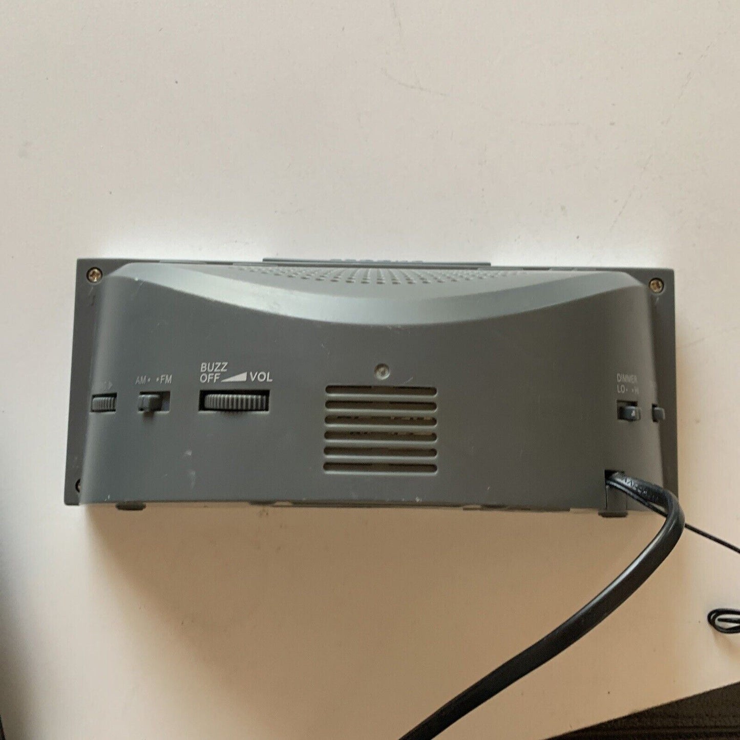 Dick Smith Large Display LED Alarm Clock AM/FM Radio A4385 – Retro Unit