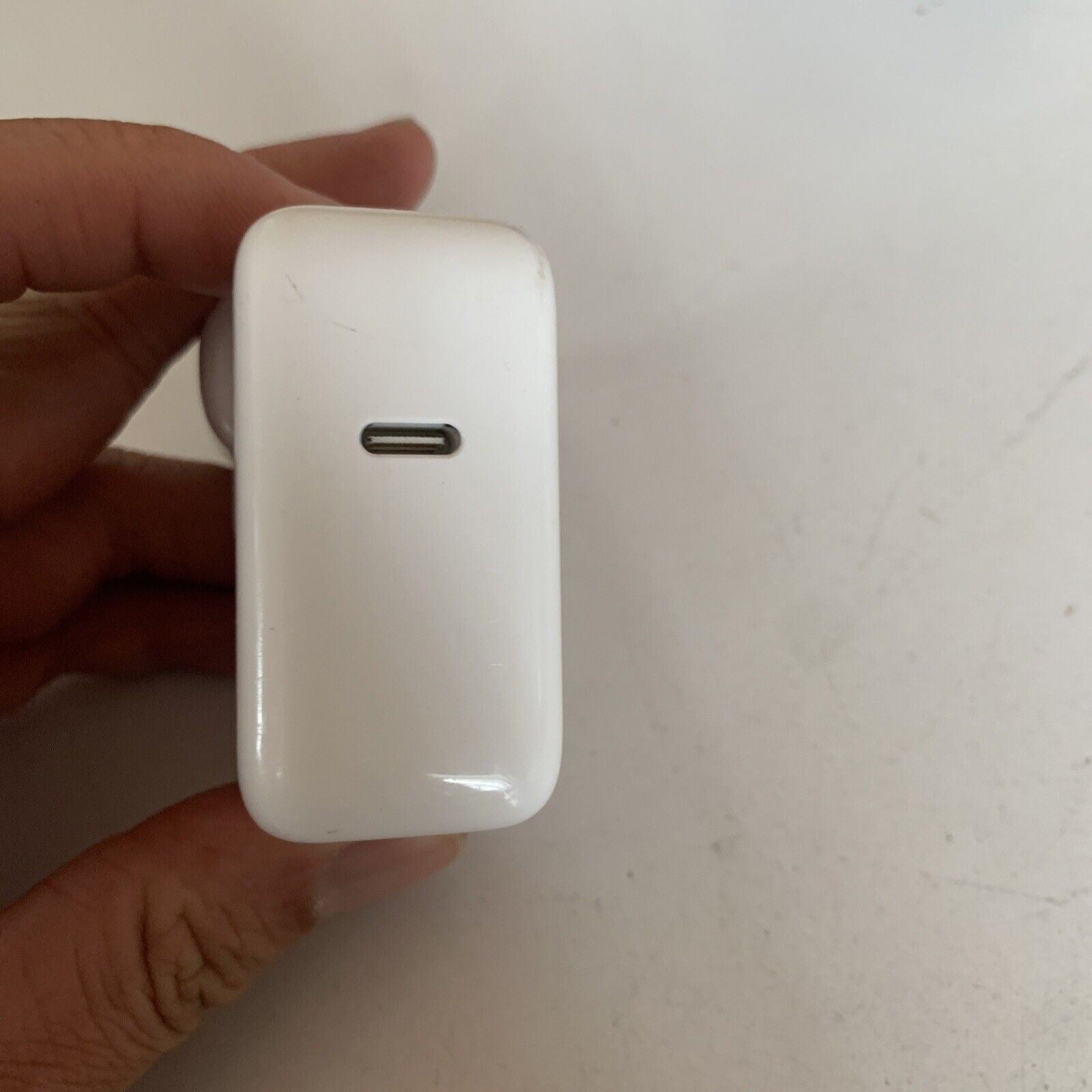 Genuiune Apple 29W USB-C Power Adapter Supply A1540 for MacBook Air ...