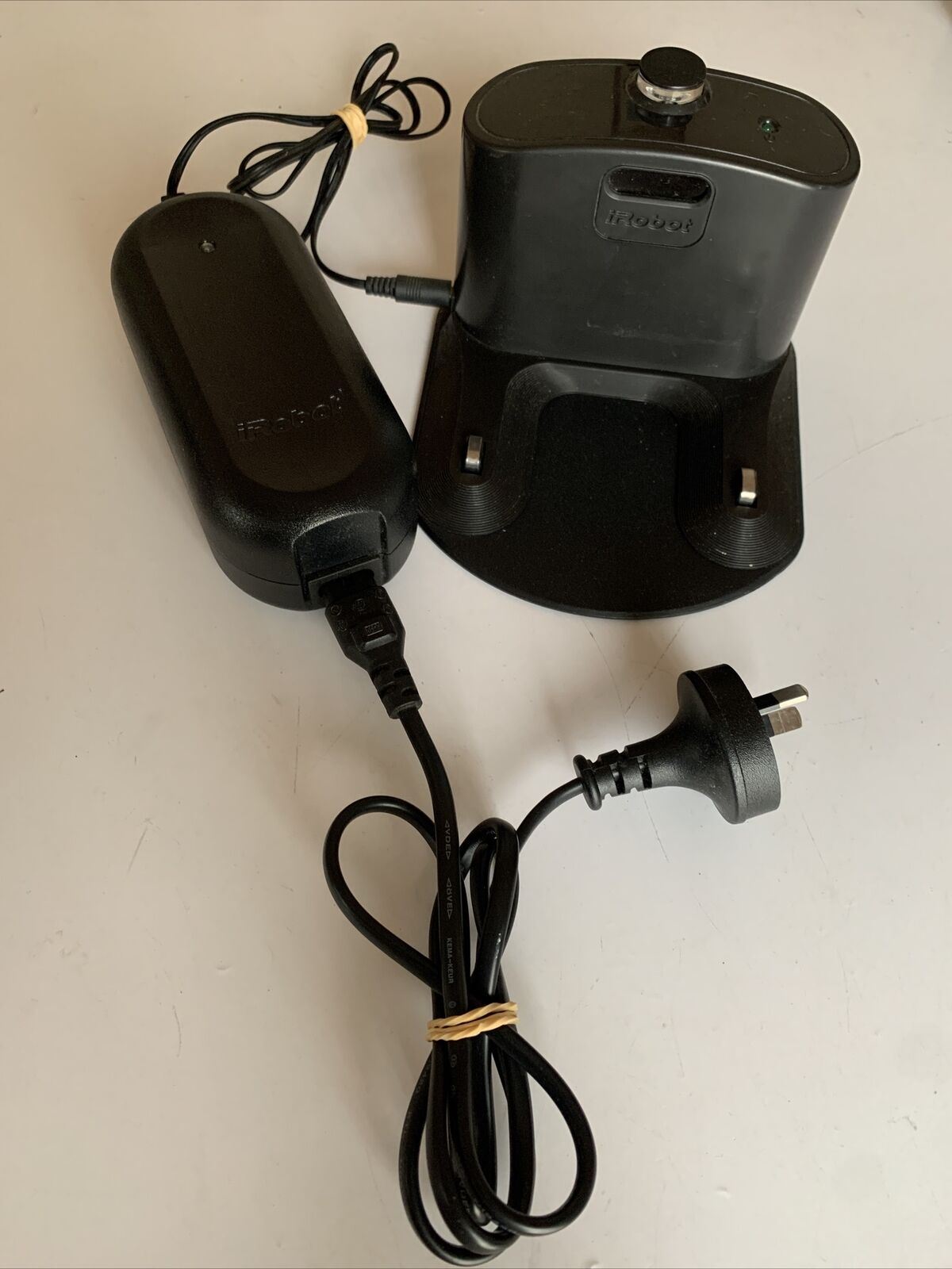 Genuine iRobot Roomba Vacuum Charger Charging Dock 17063 22.5V 1.25A ...