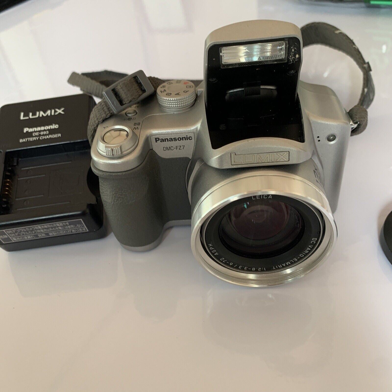 Panasonic Lumix DMC-FZ7K 6MP Digital Camera 12x Optical Leica Lens ...