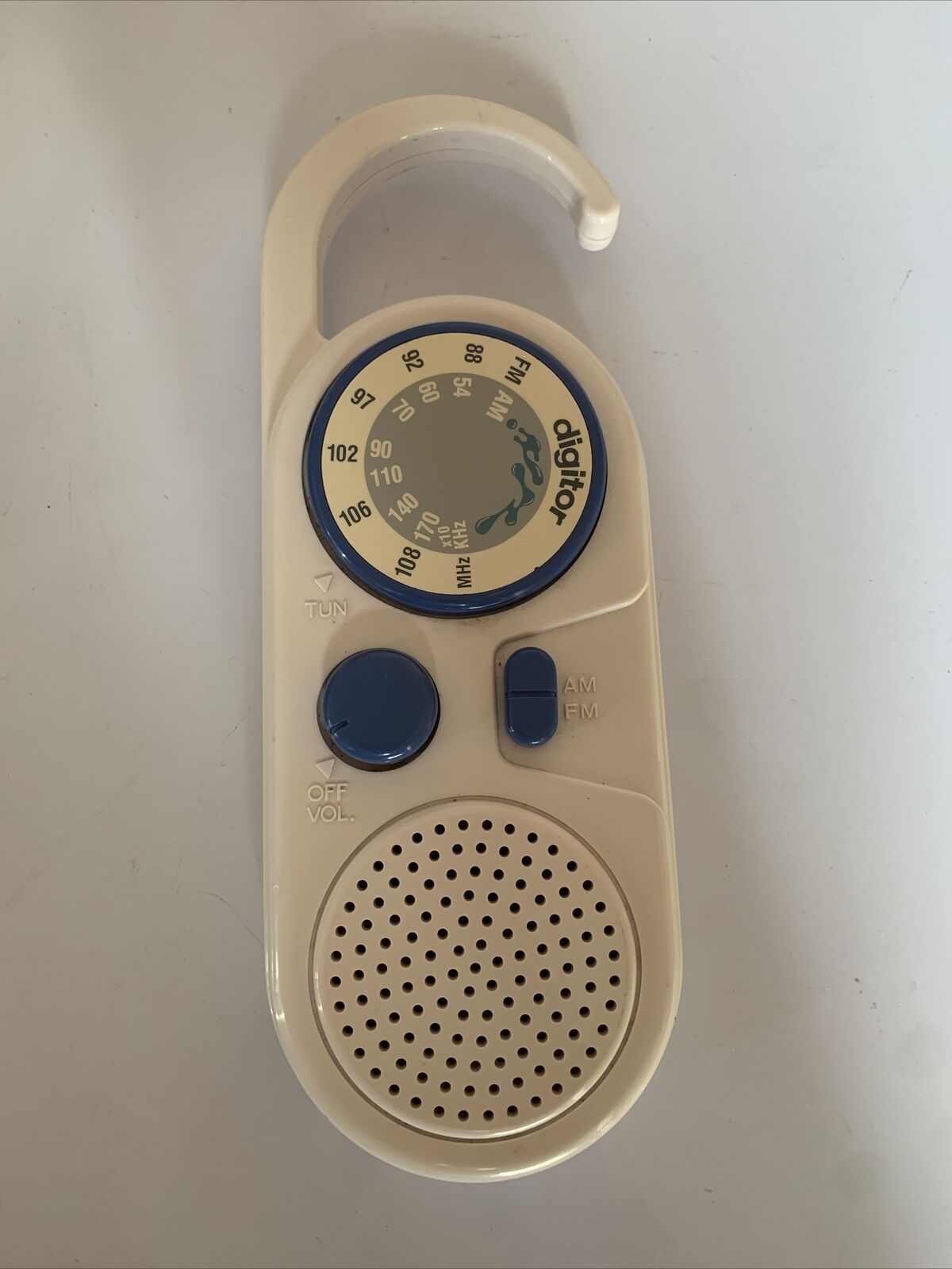 Digitor Water Resistant Shower Radio * AM Working Only – Retro Unit