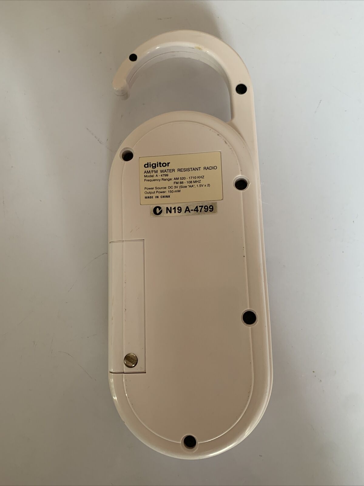 Digitor Water Resistant Shower Radio * AM Working Only – Retro Unit