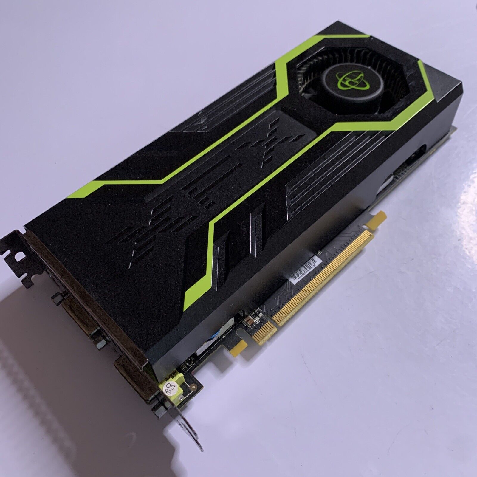 XFX GeForce GTS 250 1GB DDR3 PCI Express 2.0 x16 SLI Support Video Car ...