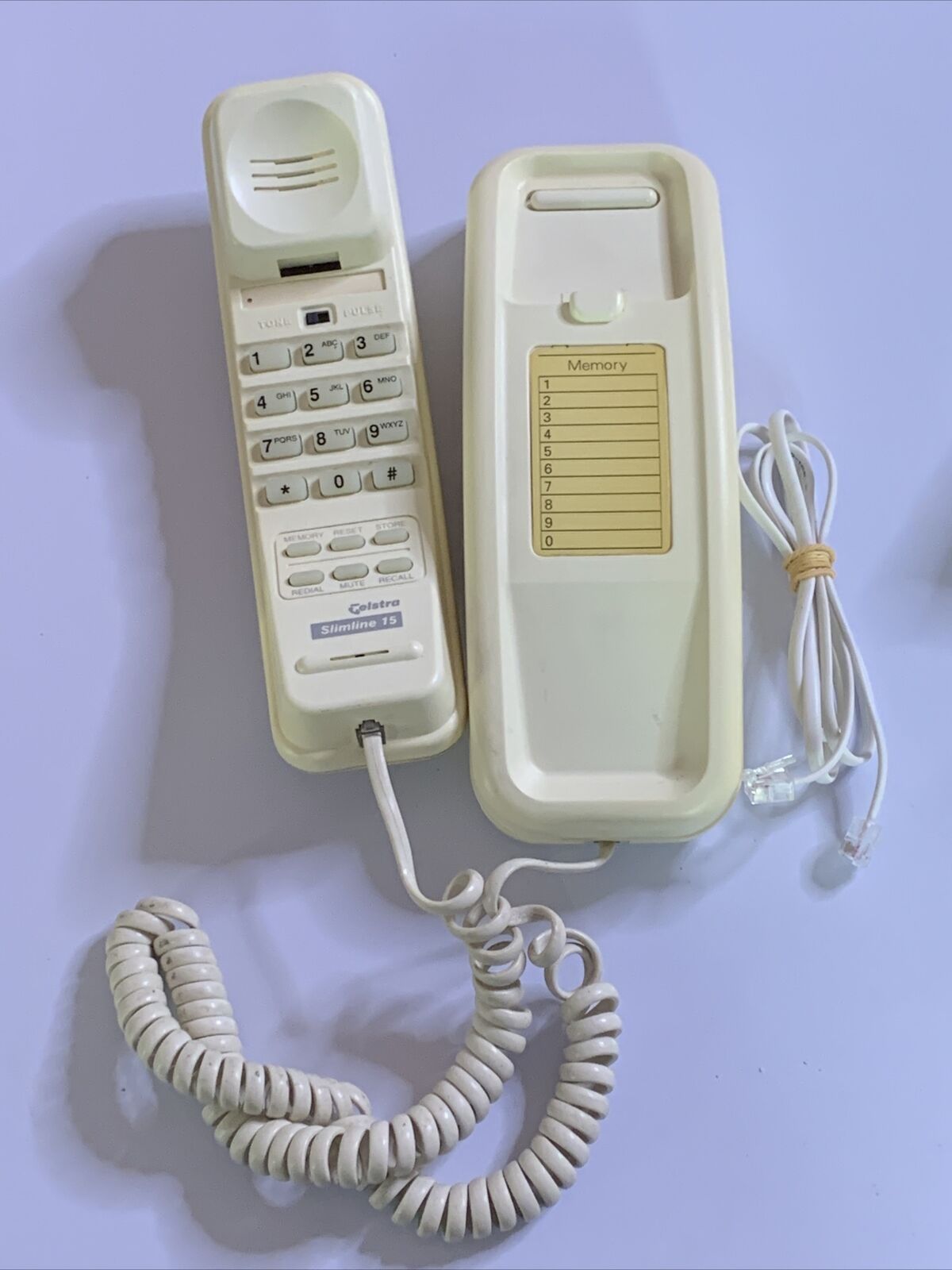 Telstra Slimline 15 Corded Telephone Vintage NBN Compatible – Retro Unit