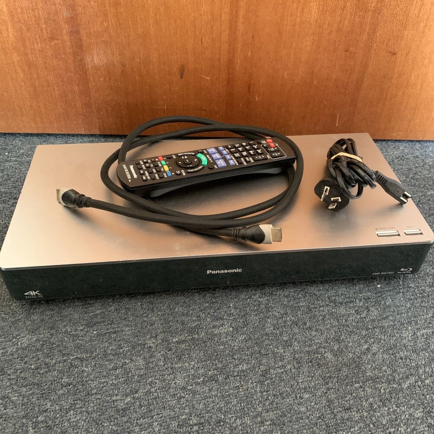 Panasonic DMR-BWT955 Blu-Ray 4TB HDD Recorder Player 4K Upscaler Netwo ...