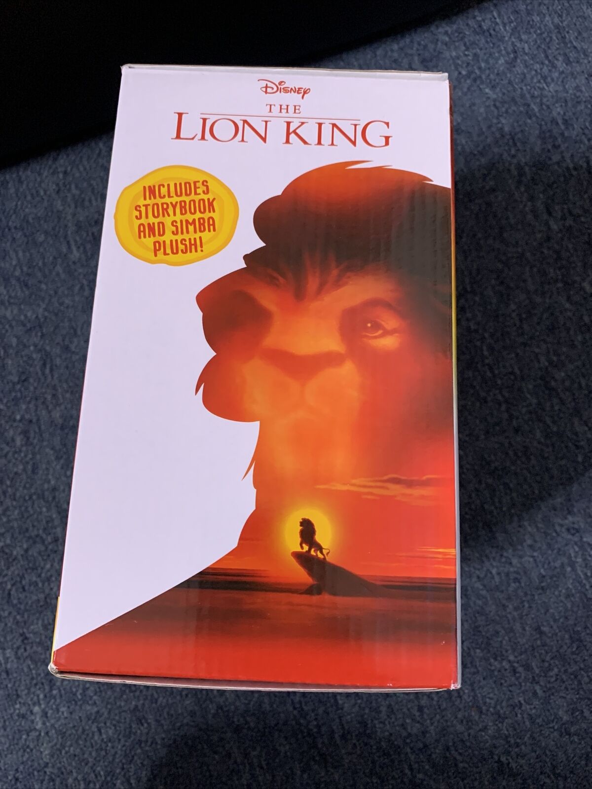 The Lion King: Simba Storybook and Toy Gift Set Disney Includes Simba ...