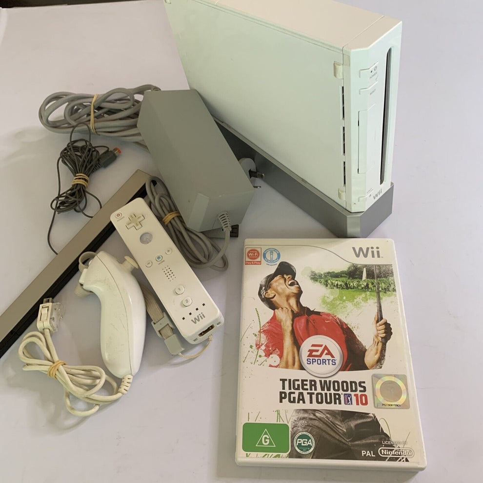 Nintendo Wii Console PAL Console White + Tiger Woods Game Controllers ...
