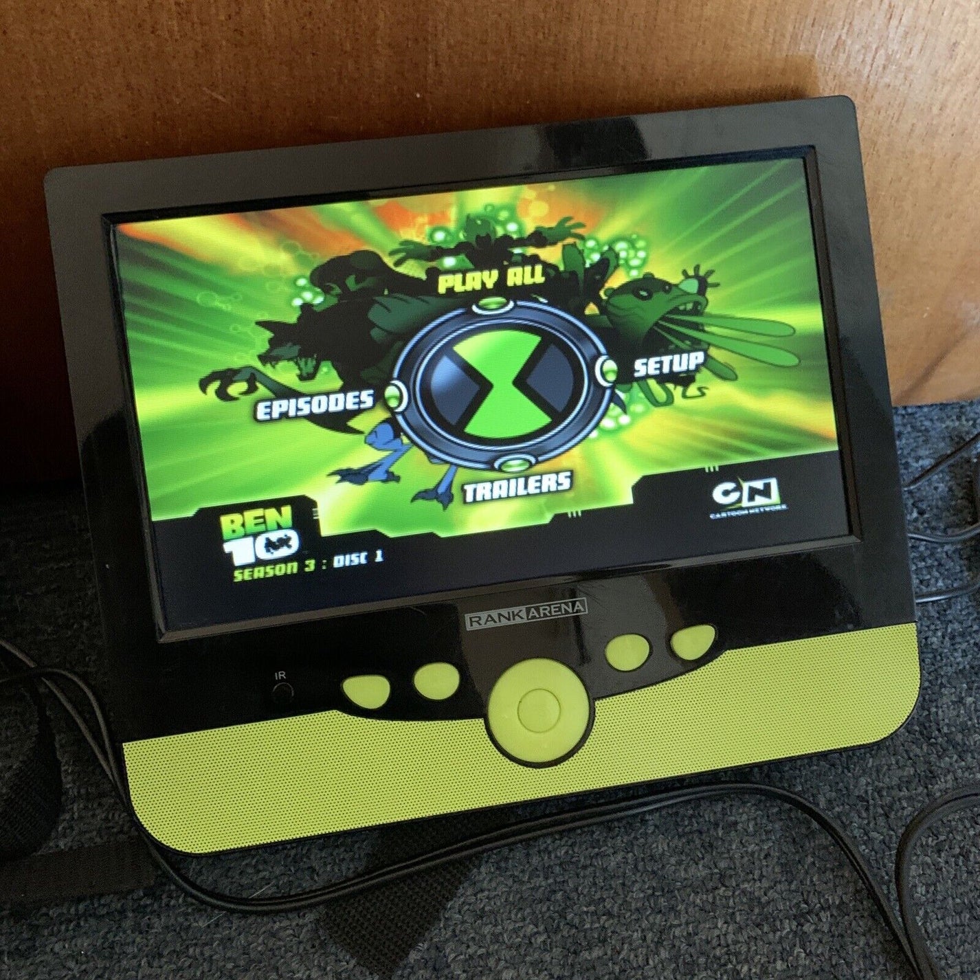 Rank Arena Dual Screen 9” Portable DVD Player Region 4 – Retro Unit