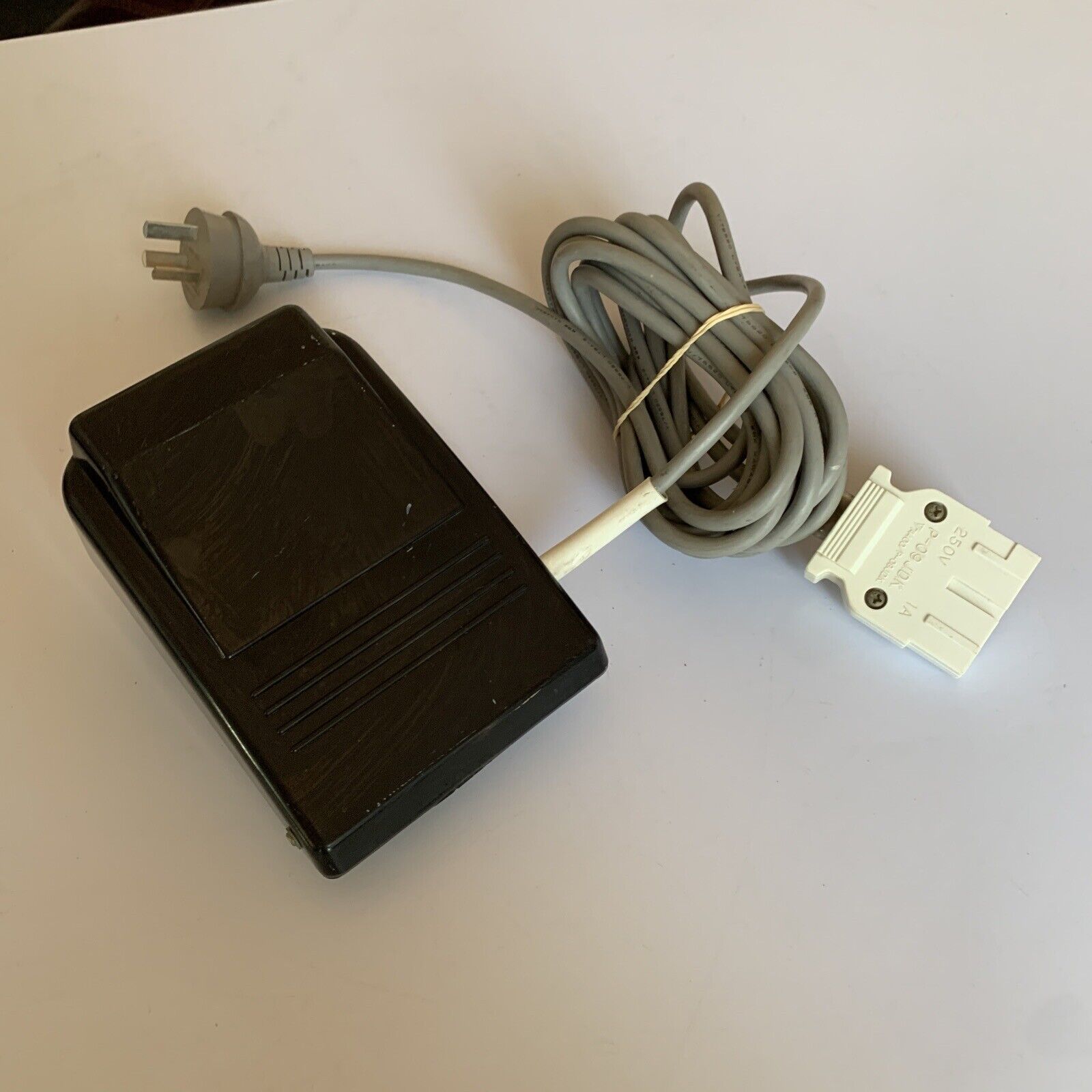 Janome Foot Control Pedal 4 Pin Type 2225 – Retro Unit