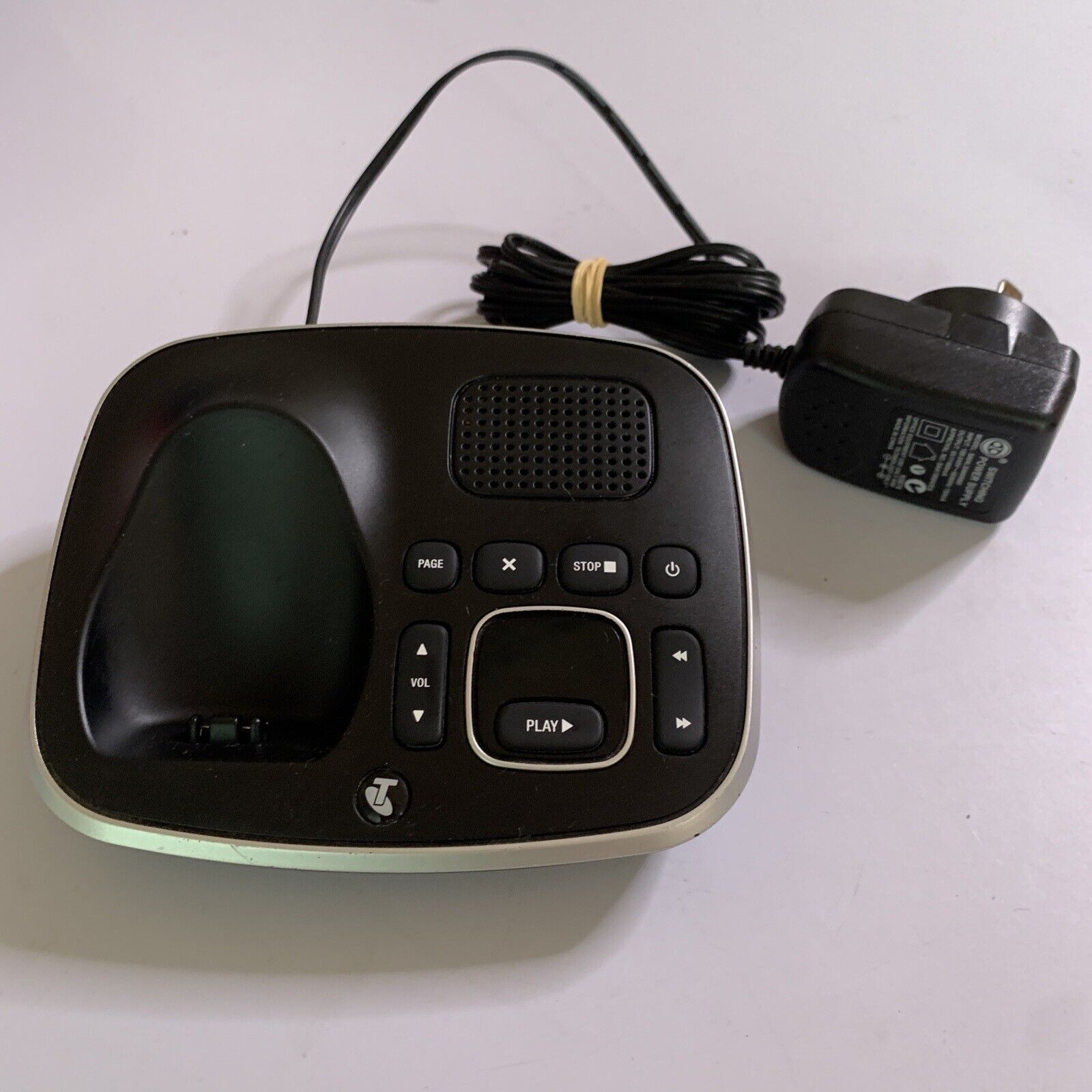 Genuine Telstra 12350 Triple Base Charger & Power Supply S004LS0600060 ...