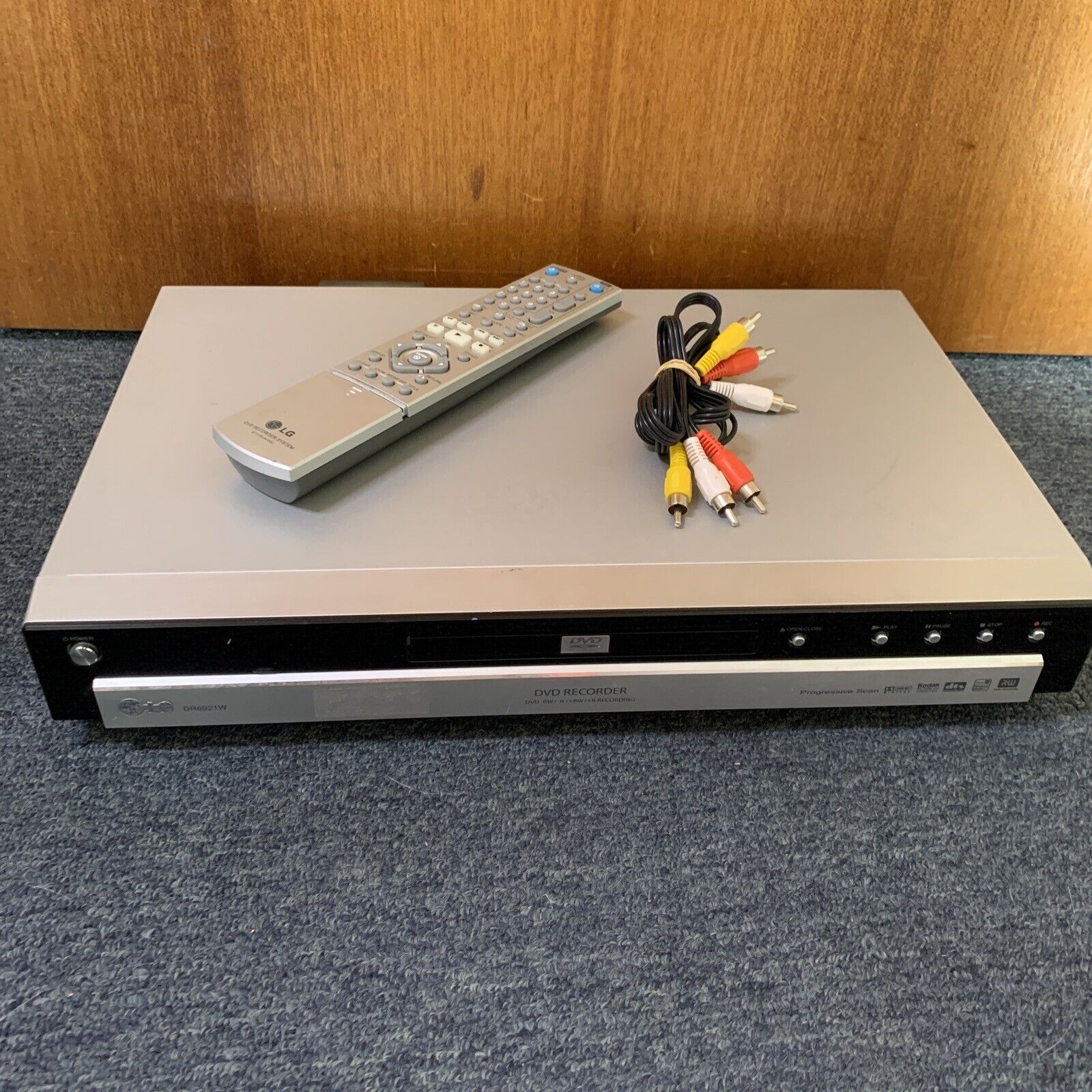 LG DVD Player Recorder DR6921W Drive DVD-R -RW +R +RW 110-240V – Retro Unit