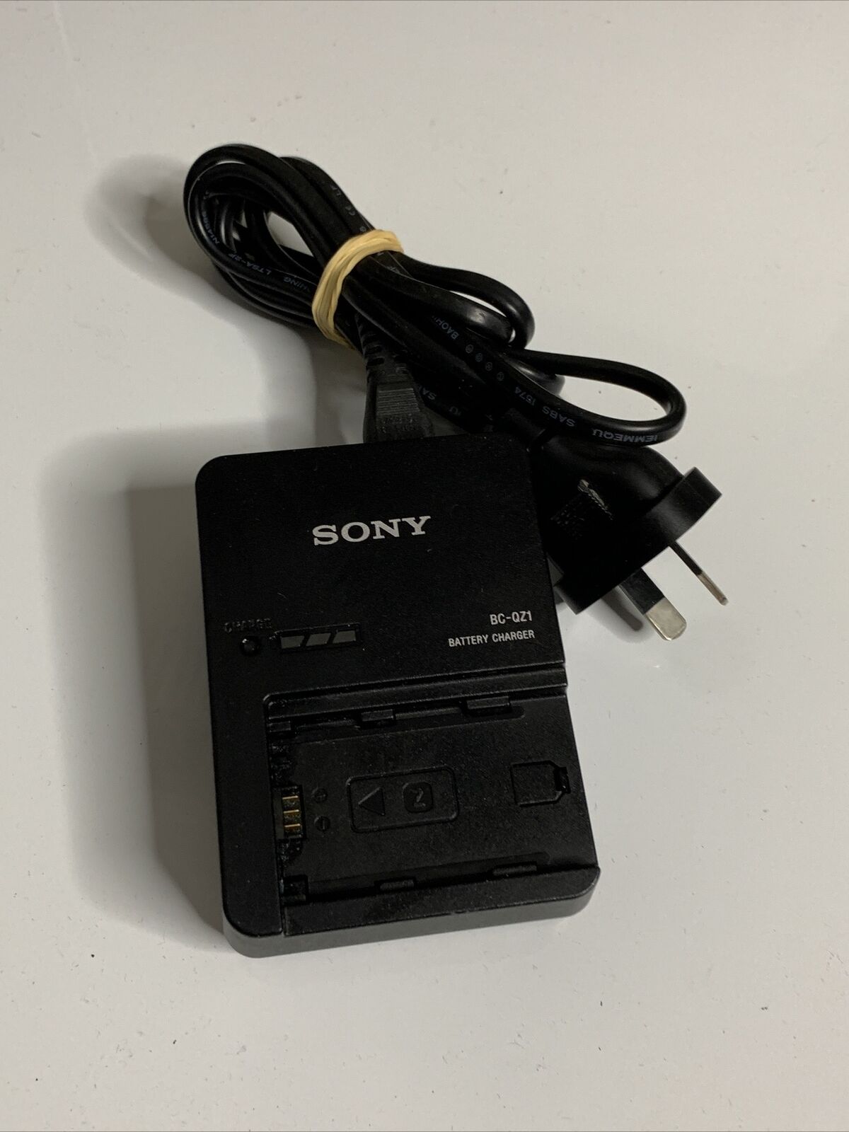 Genuine Sony BC-QZ1 Battery Charger for Sony Camera NP-FZ100 A7 III A7 ...