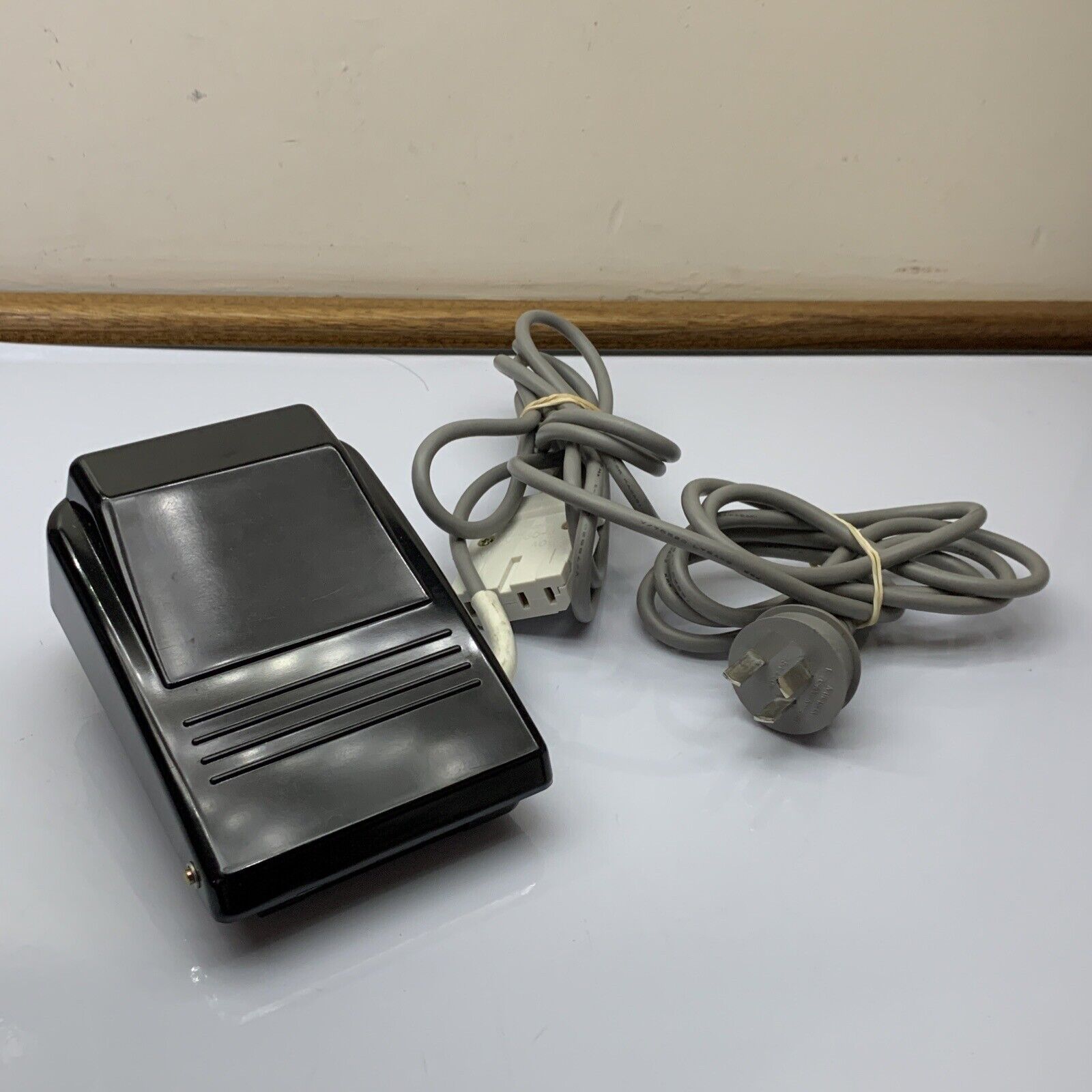Genuine Janome Foot Control Pedal 4 Pin Type 2225 – Retro Unit