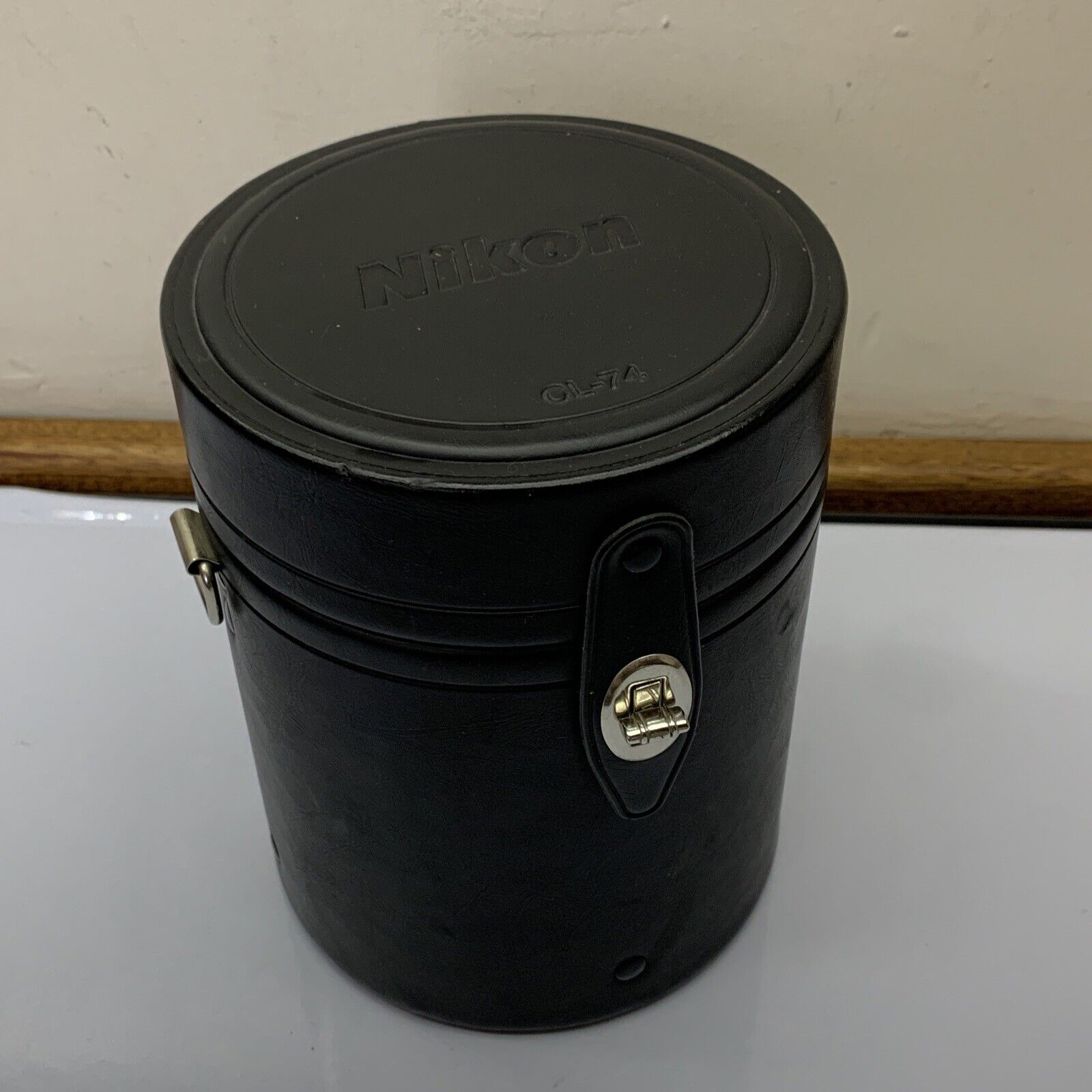 Nikon CL-74 Lens Case for 28-70mm f/2.8D AF-S – Retro Unit